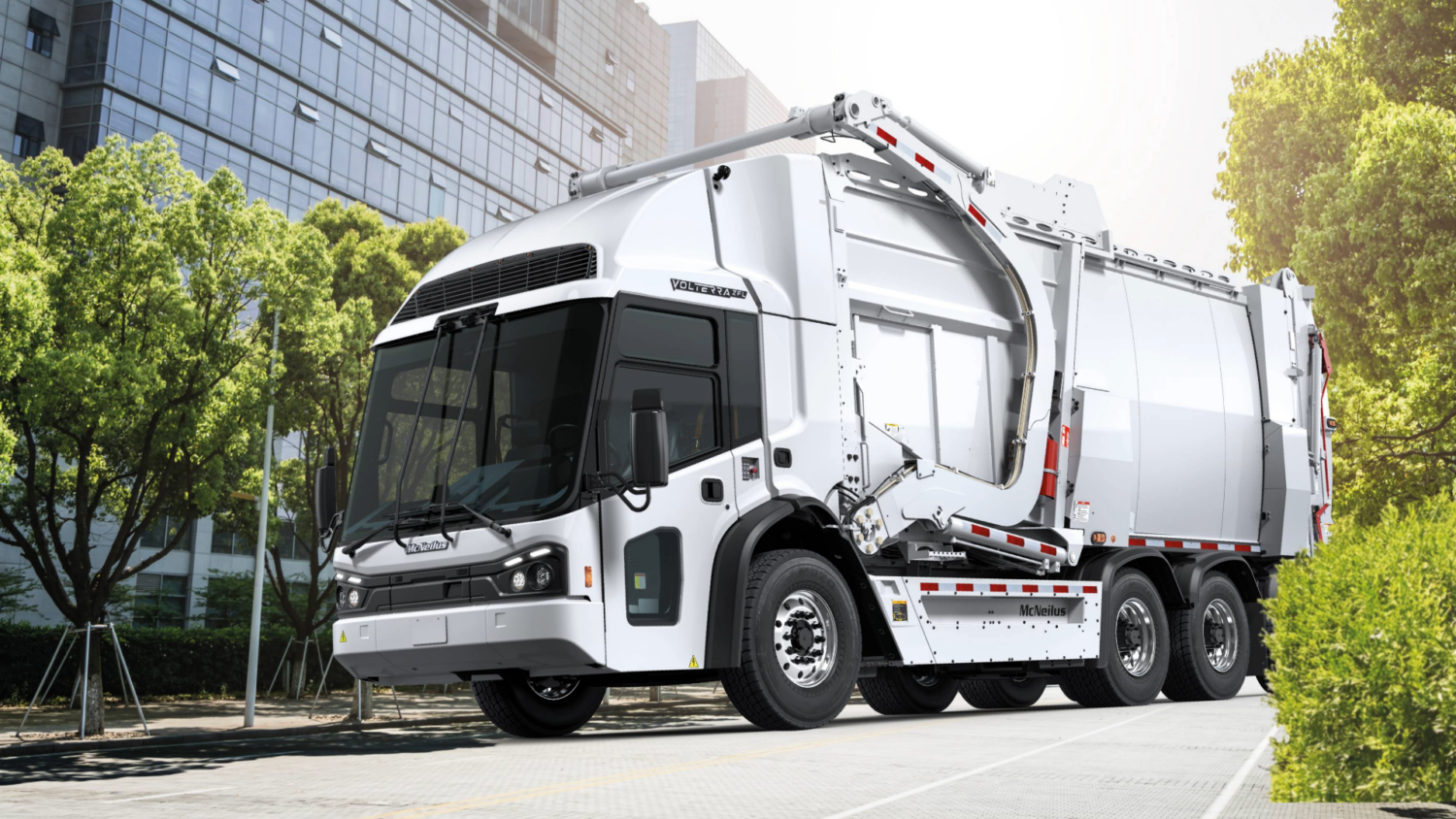 MCNEILUS® VOLTERRA ZFL™: ELECTRIC INNOVATION - L'Arsenal SES